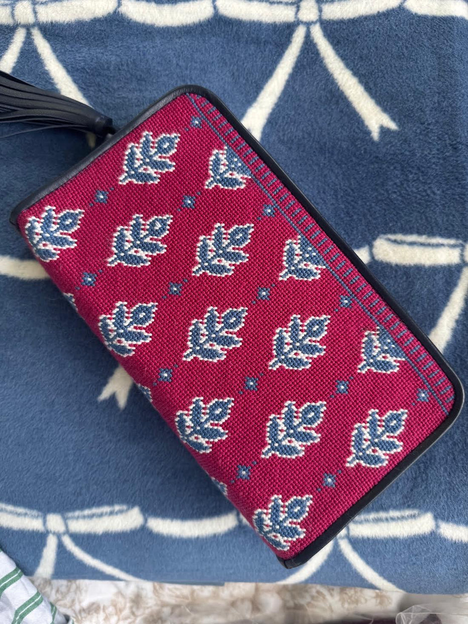 Stitcher of the Month Helen Gant – Stitch by Stitch