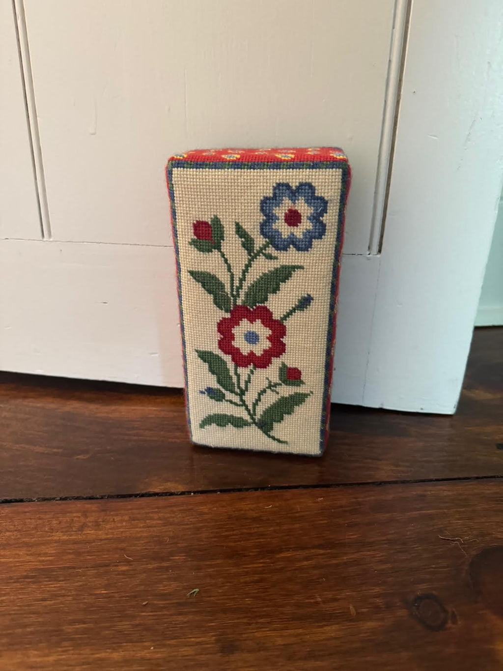 Stitcher of the Month Helen Gant – Stitch by Stitch