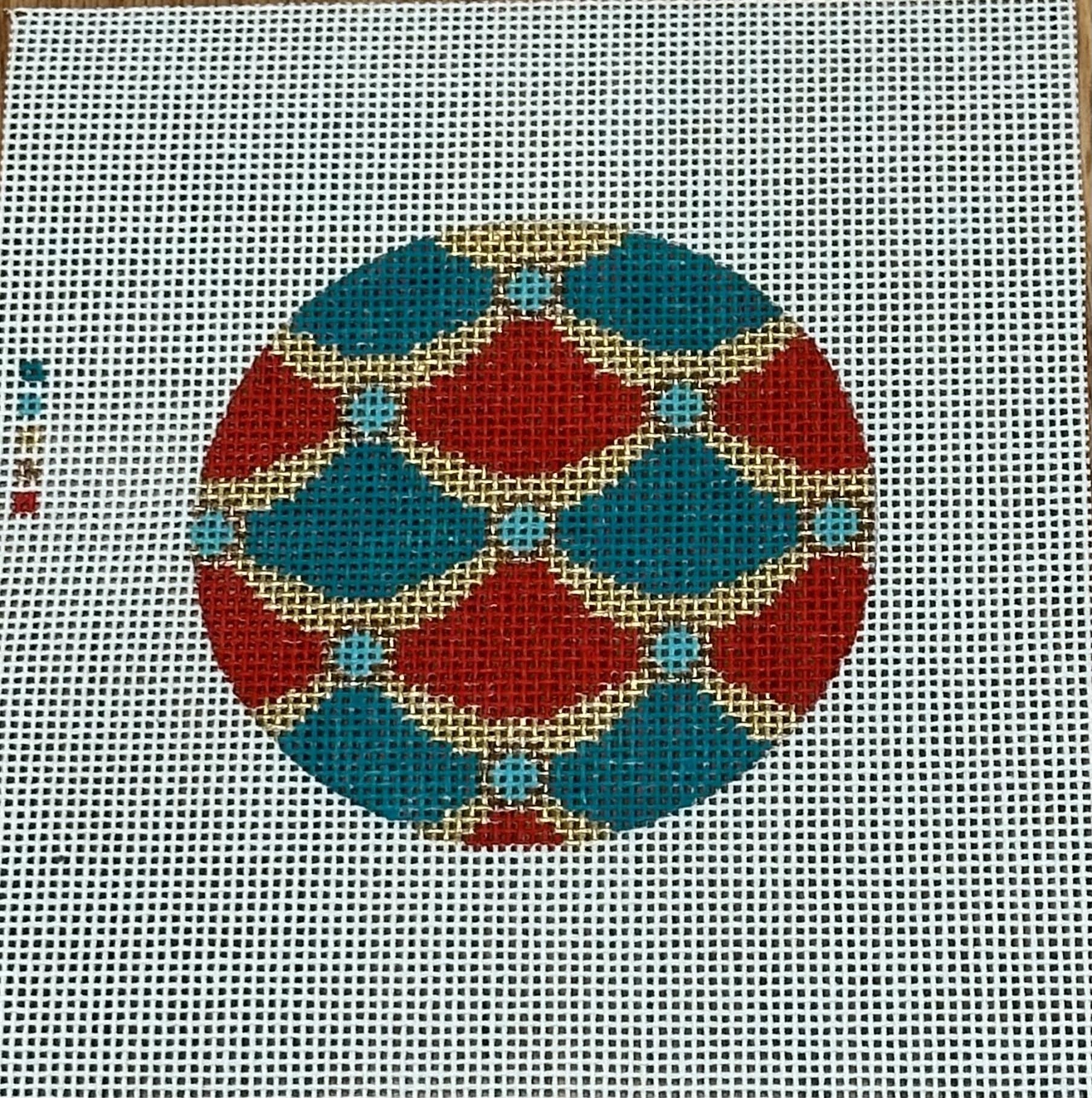 TEW Red and Green Geometric Round 4" 13 mesh – Stitch by Stitch