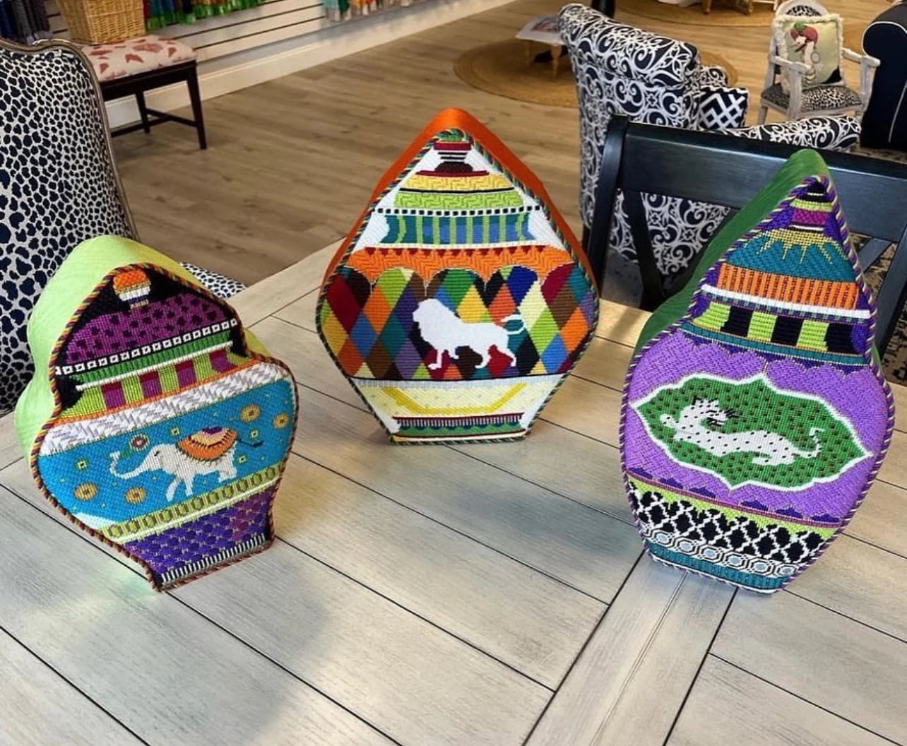 Colors of Praise MC426 Urn/Tiger – Stitch by Stitch