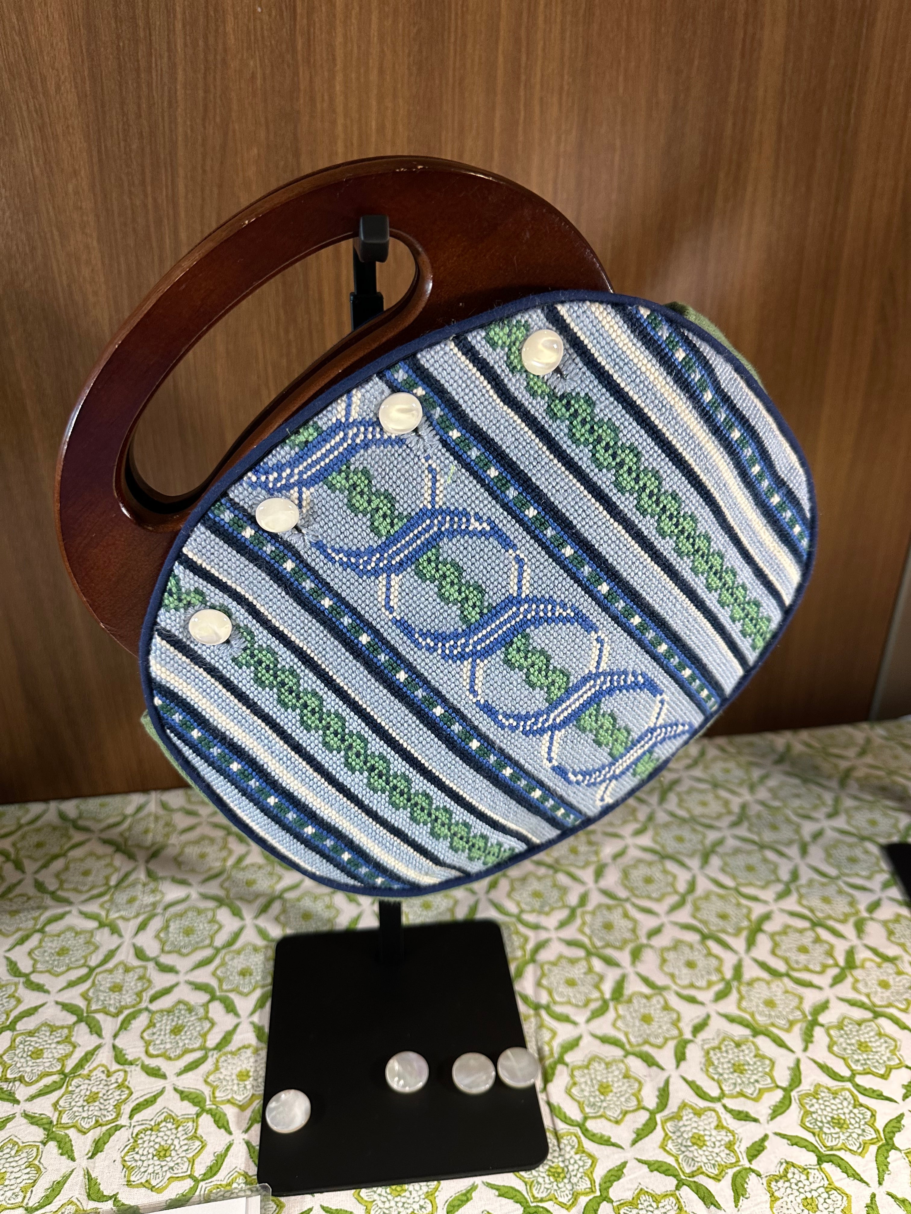 Ann Kaye Dibba Bermuda Bag – Stitch by Stitch