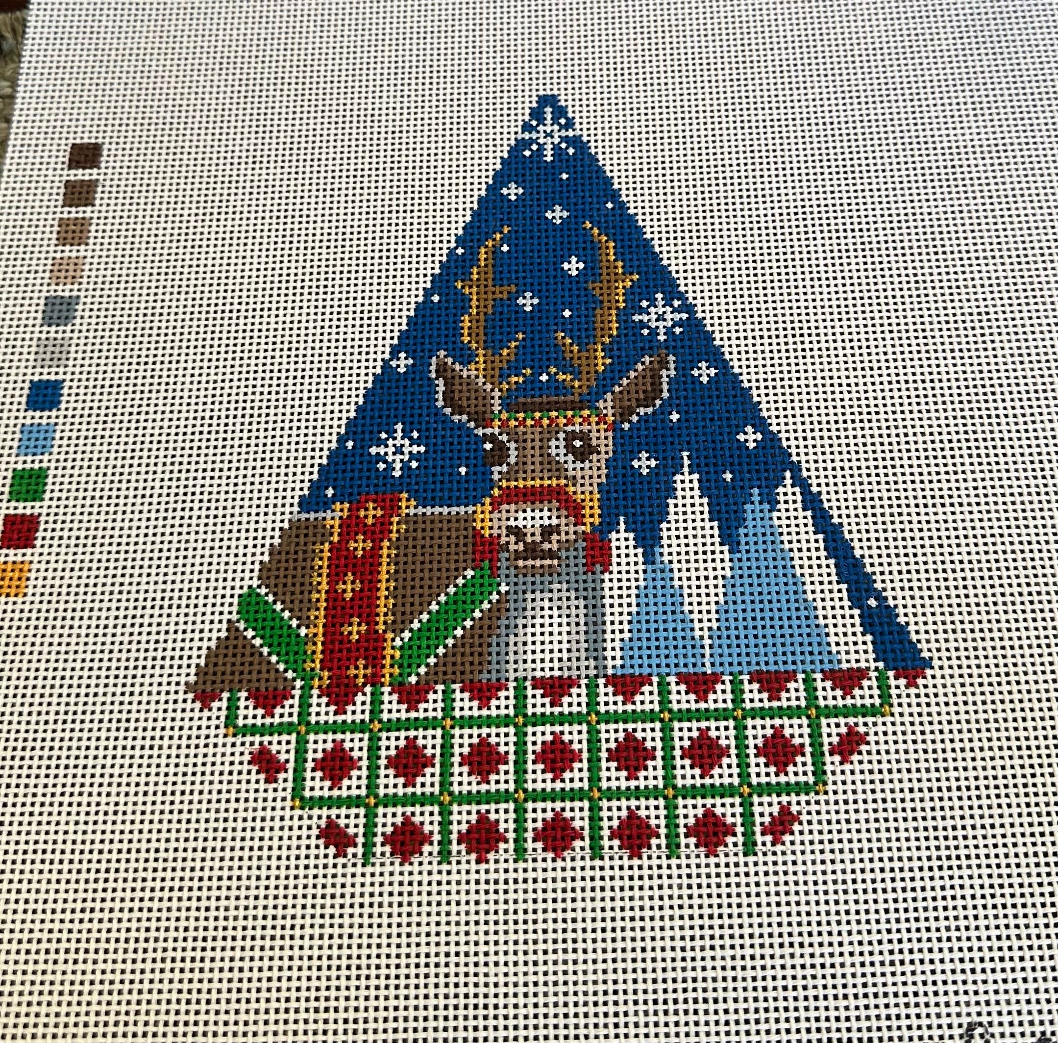 Shelly Tribbey Designs TR21B Santa's Lead Reindeer Triangle 13 mesh ...