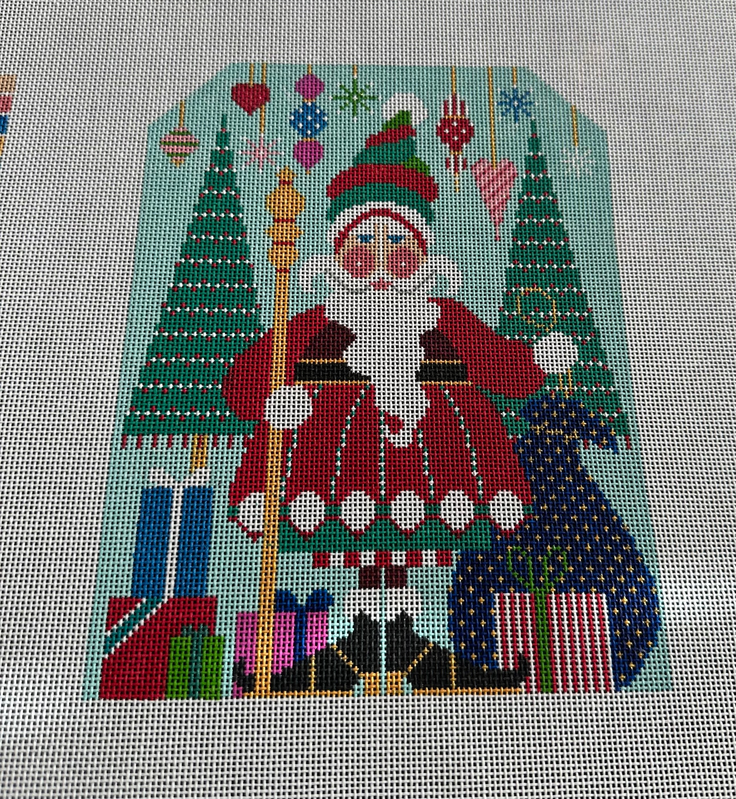 Shelly Tribbey Designs C318 Elfin Santa – Stitch by Stitch