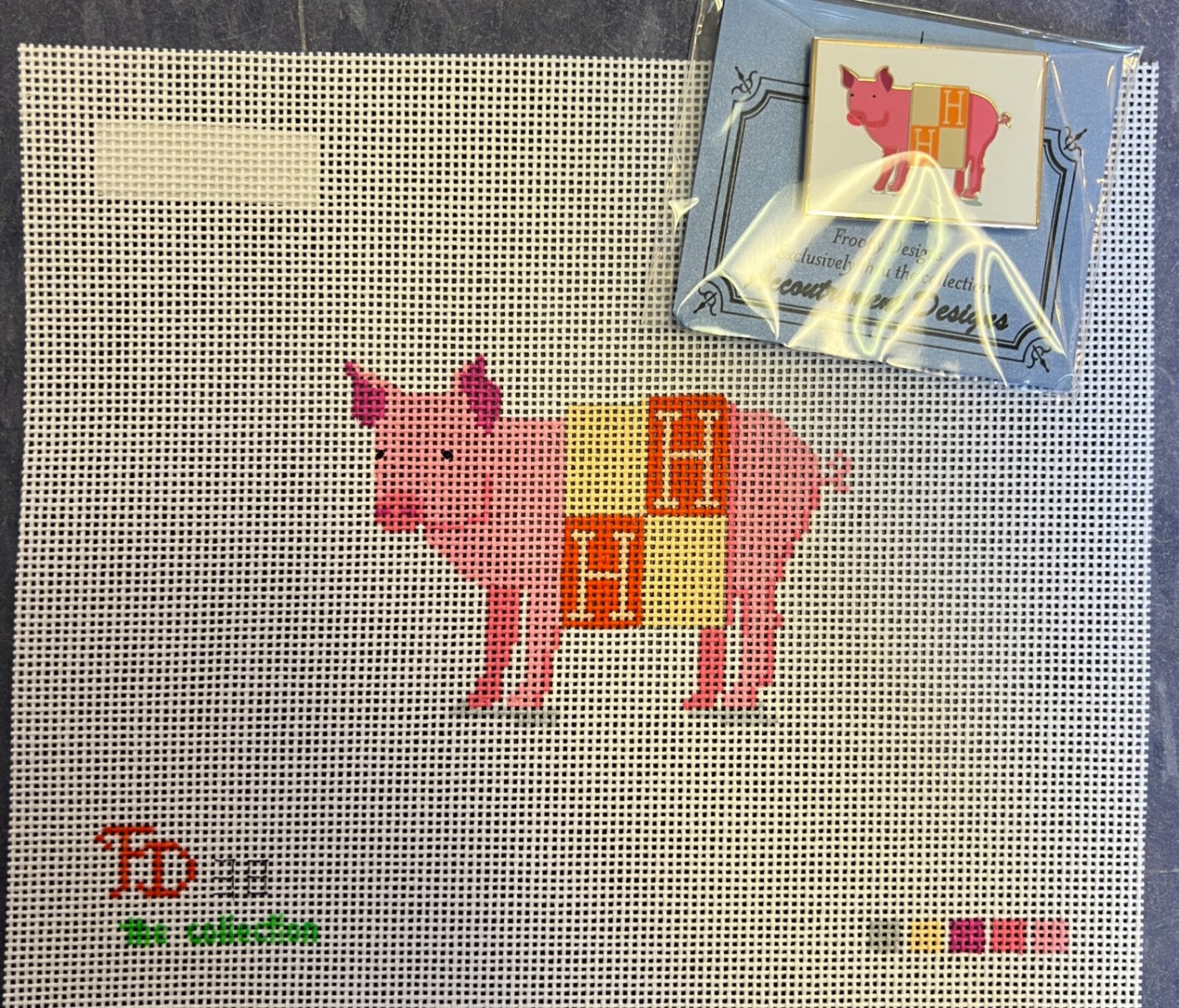 The Collection Froopy Designs FD38 Pig in an Hermes Blanket – Stitch by ...